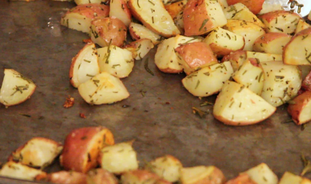 Rosemary Garlic Roasted Potatoes | The Cooking Lady